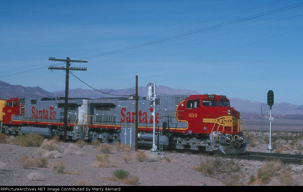 10-month Old Babies Split the Signals